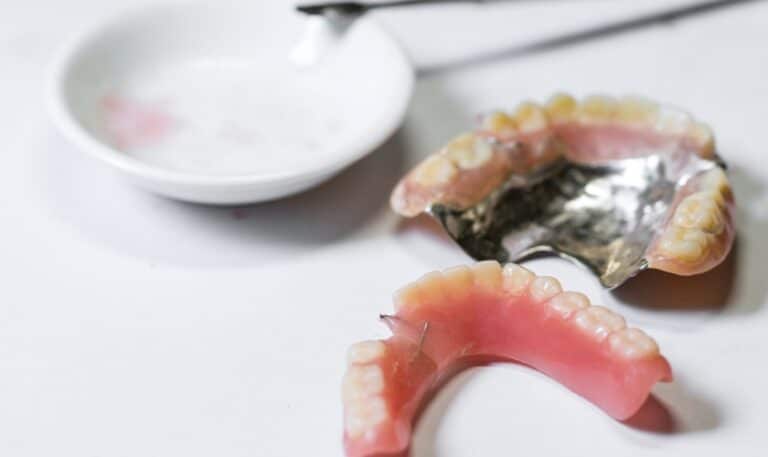 Denture Repair Guide: Fixing Cracks, Chips & More!